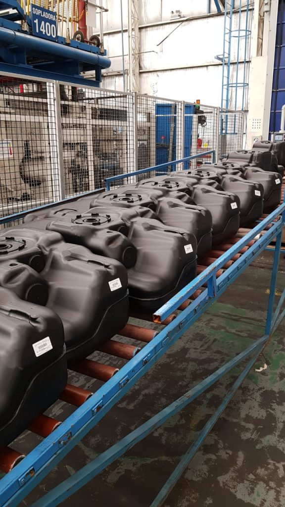 Visita a la Fábrica Plastic Omnium Auto Inergy | UOM Seccional Vicente ...